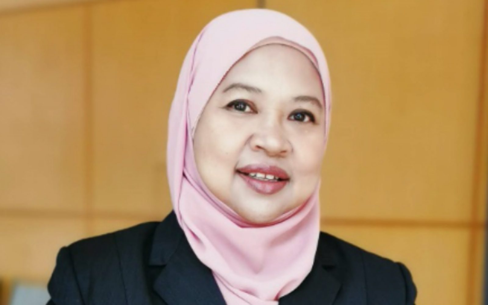 Haryati makes history at Kuala Lumpur Convention Centre - Mix Meetings